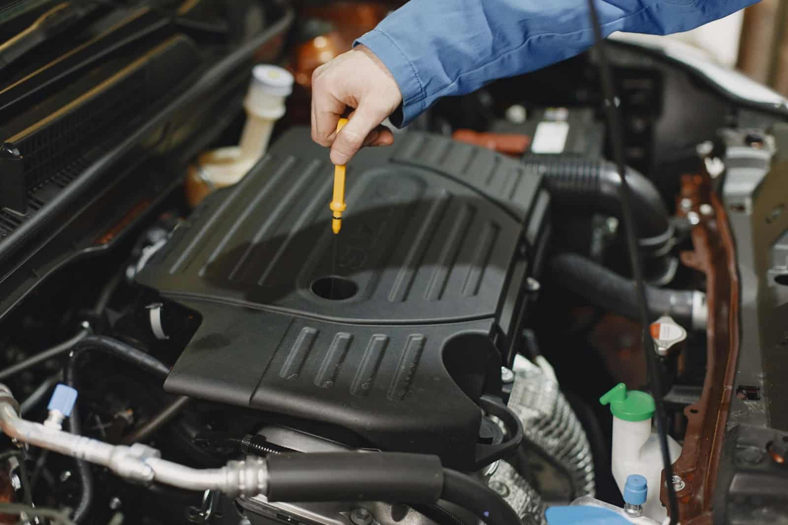 Car Maintenance Basics: Essential Guide for New Drivers Car Maintenance Basics: Essential Guide for New Drivers
